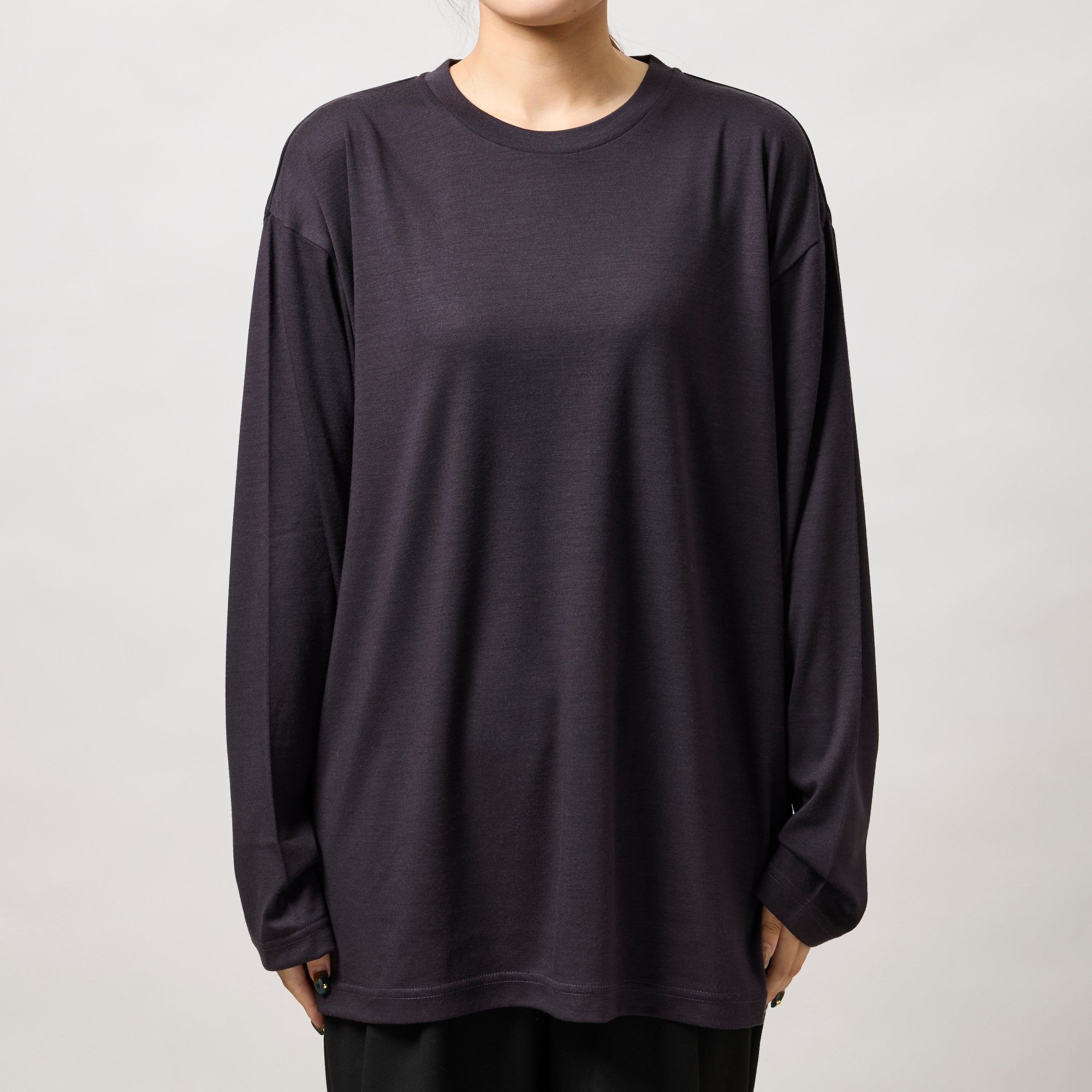 ウルトラファインメリノウール100%ロングスリーブTシャツ 14.5μ-Super180‘s – NIKKE 1896